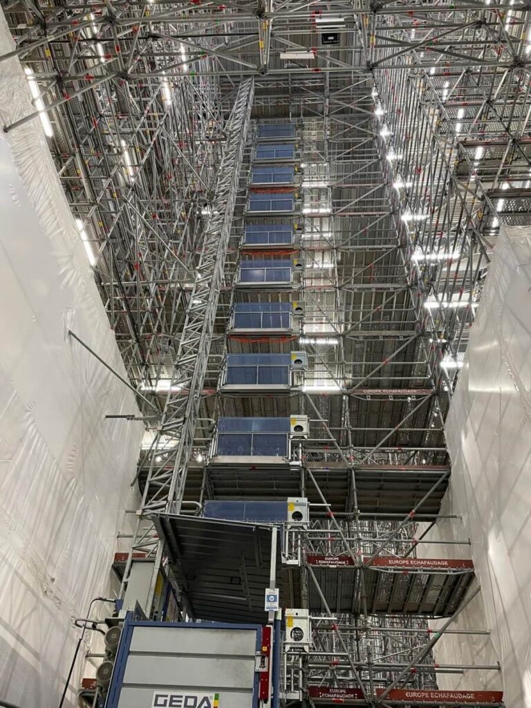 CIRAM carries out sampling at Notre Dame de Paris - CIRAM